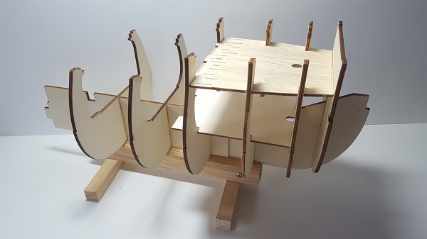 Model Ship Display Stand | De Agostini ModelSpace